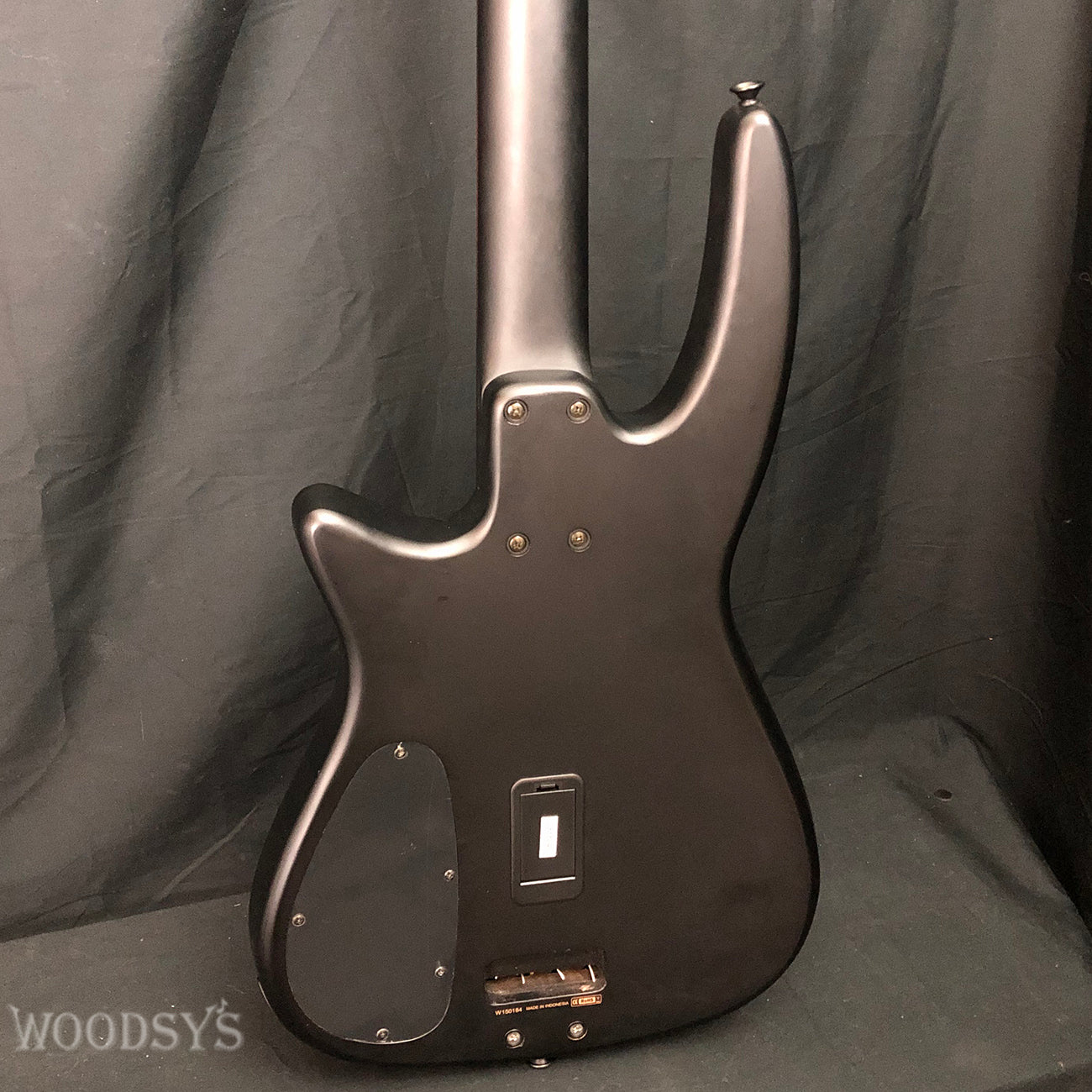 NS Design WAV Radius Electric Bass Guitar – Woodsy's Music